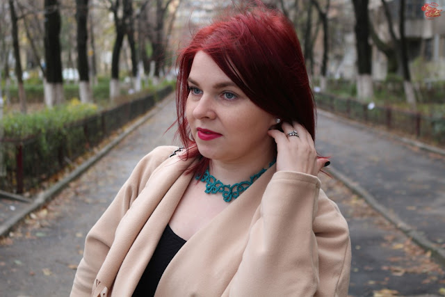 Irresistible royal blue - Alina Anghel