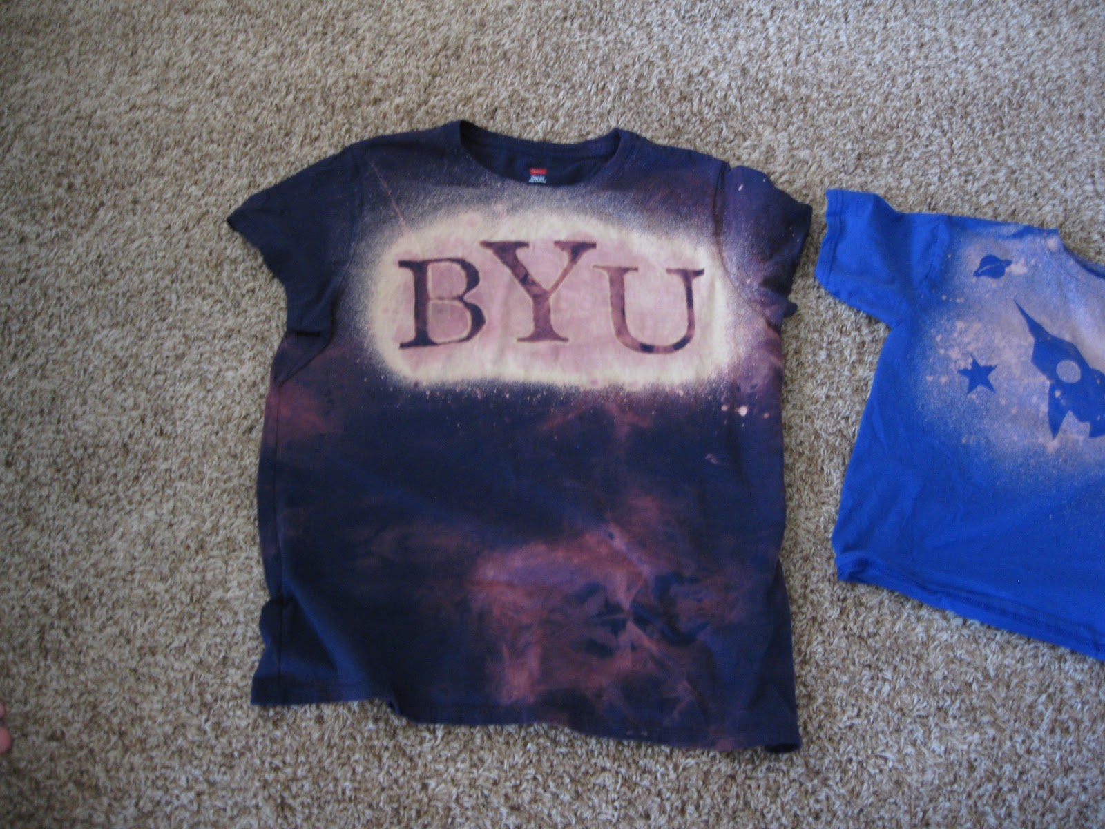 Blue Jeans Momma: How-to: Bleached t-shirts