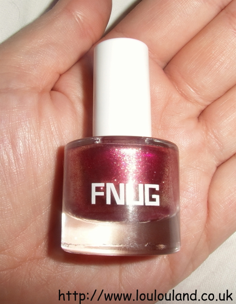 LouLouLand: Festive Nails From FNUG - A Review For My Pure*