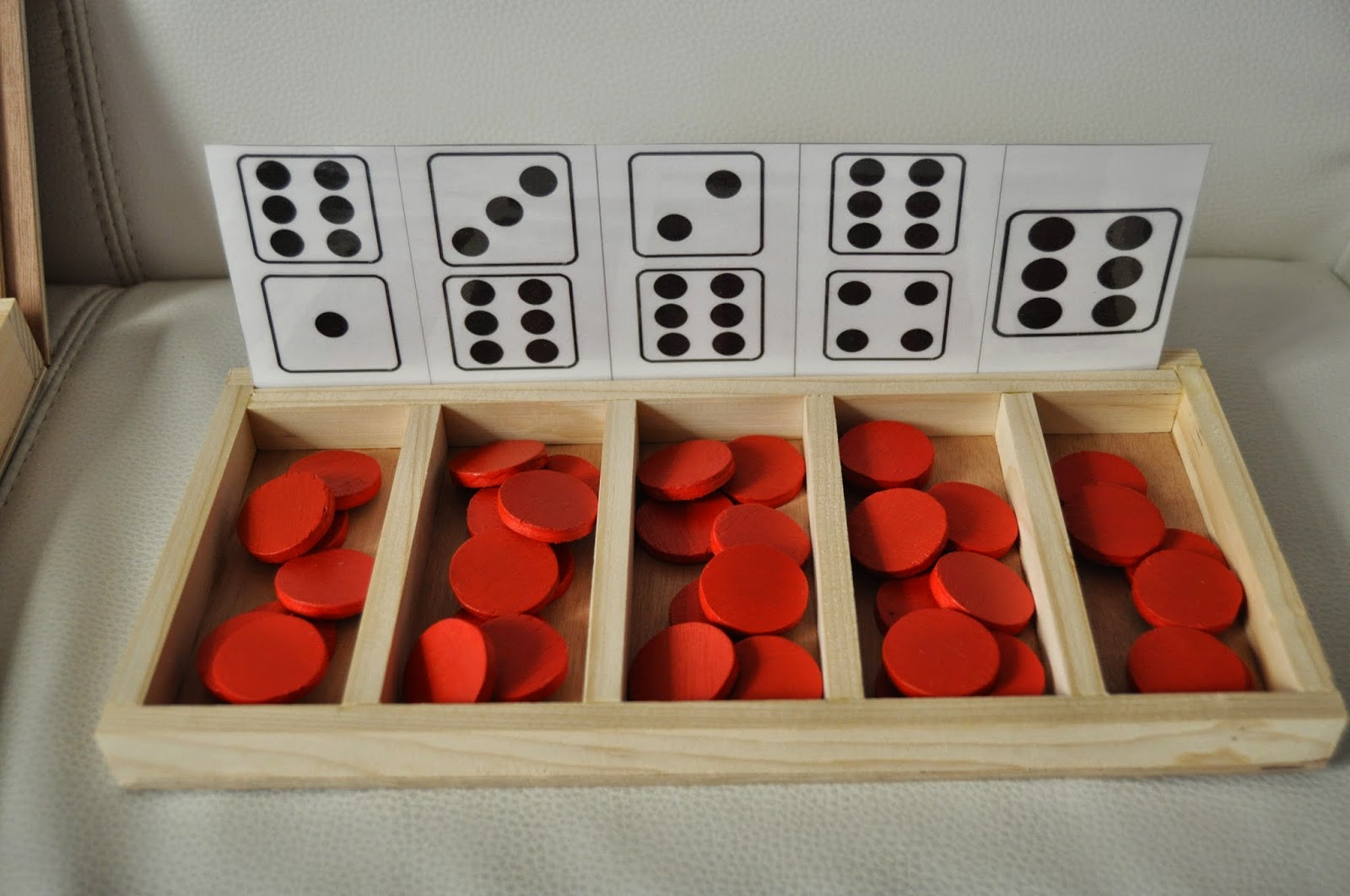 ma petite fabrique montessori: le coffret boîte à compter