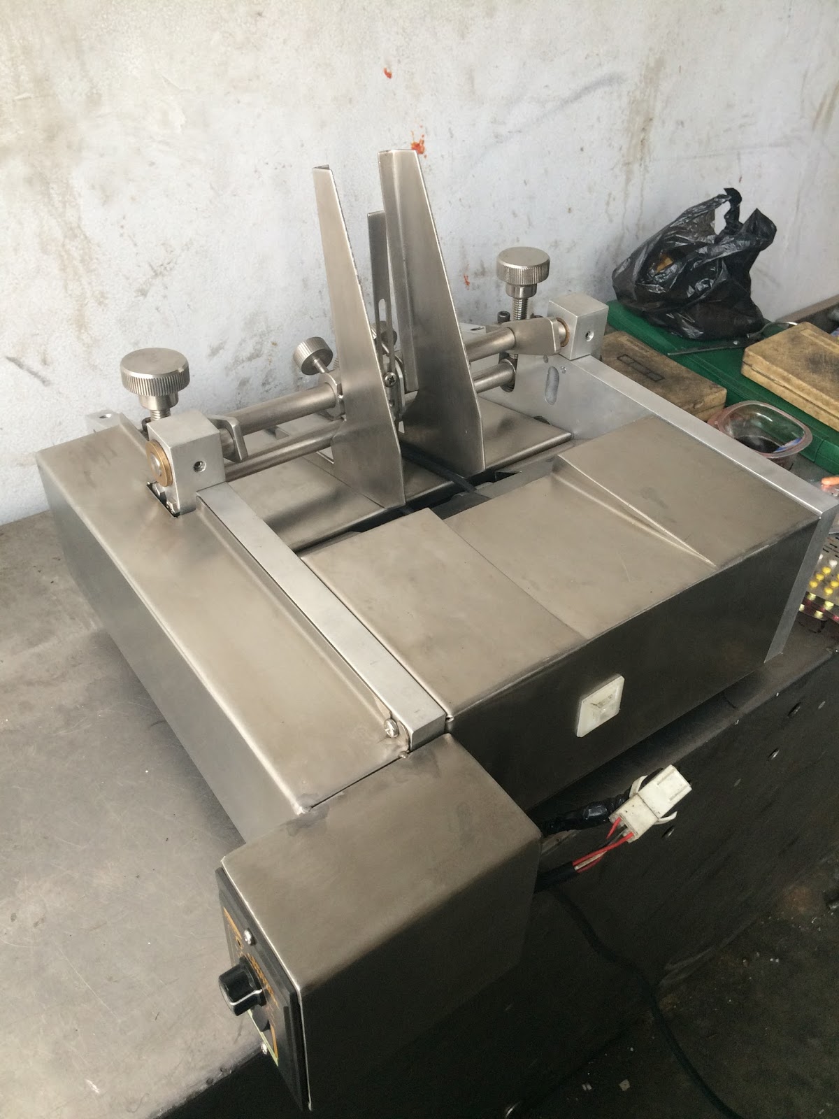 MESIN FARMASI: MESIN FEEDER STRIP | CARTON