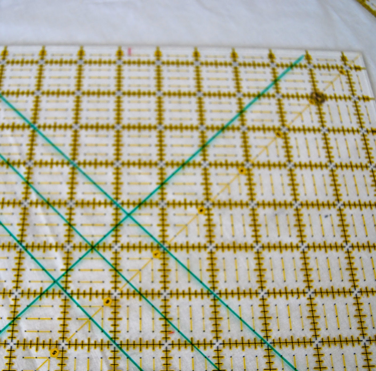 Pedal Sew Lightly: Easy Ruler Modification - Tuesday Tip