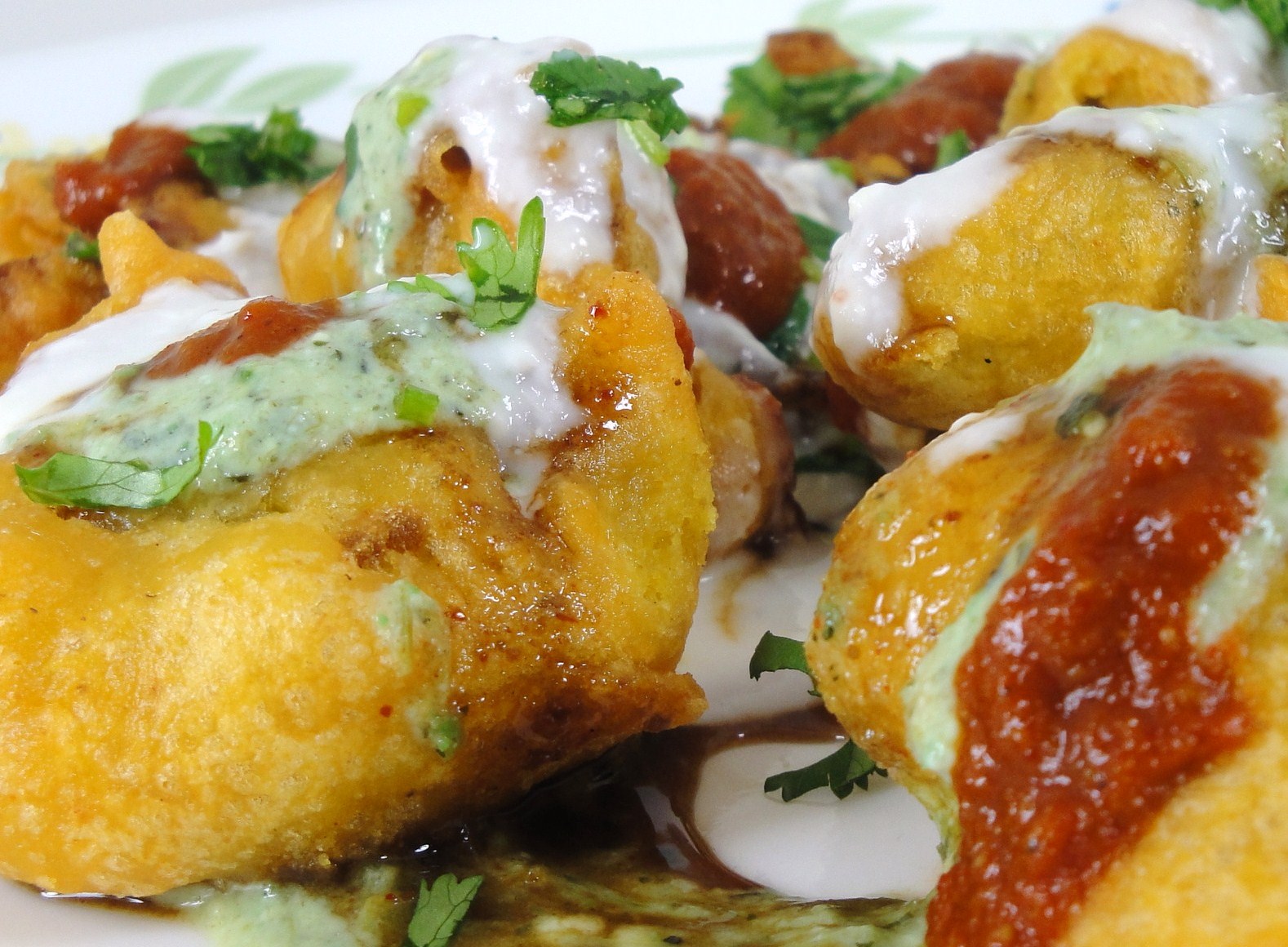 cumin and cardamom: Subzi Pakora Chaat