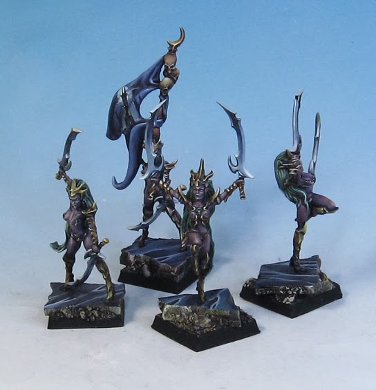 James Wappel Miniature Painting: In full command... Drow style
