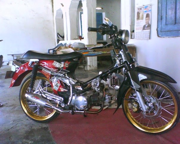 20 Modifikasi Motor Honda C70 Yang Unik Dan Elegan - Otomotiva