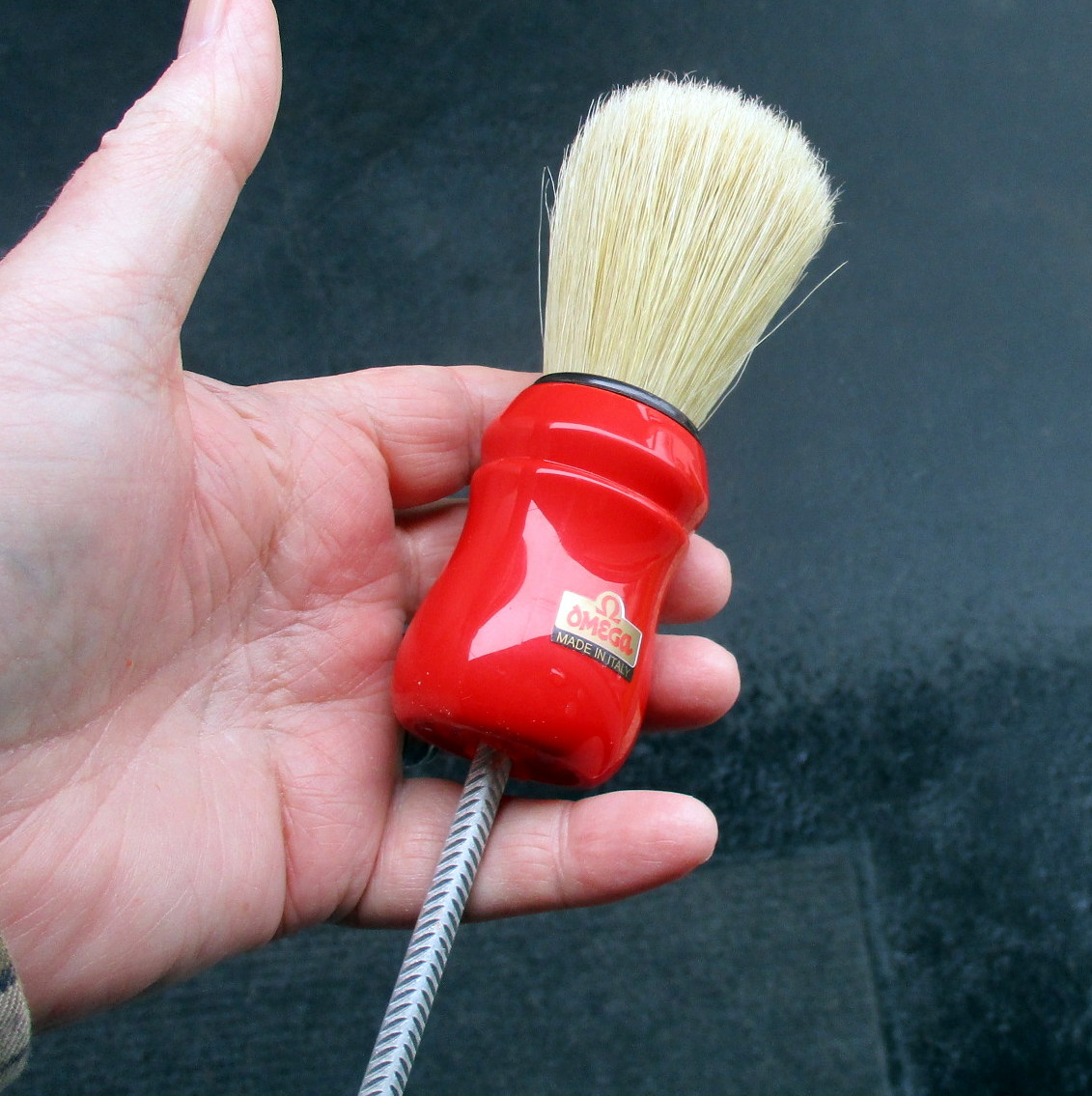 Jayaruh Shaving: Omega Knot Harvesting