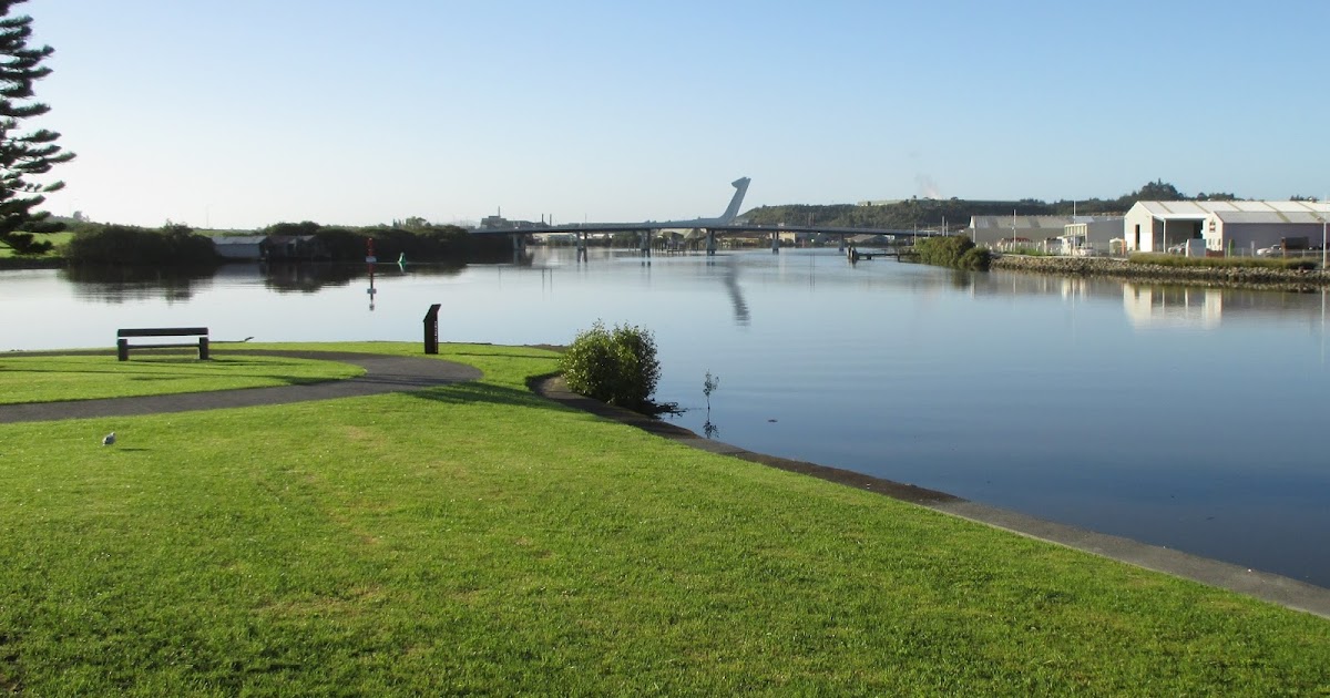 Kamo Lady: NEW Mt. PARIHAKA LOOKOUT