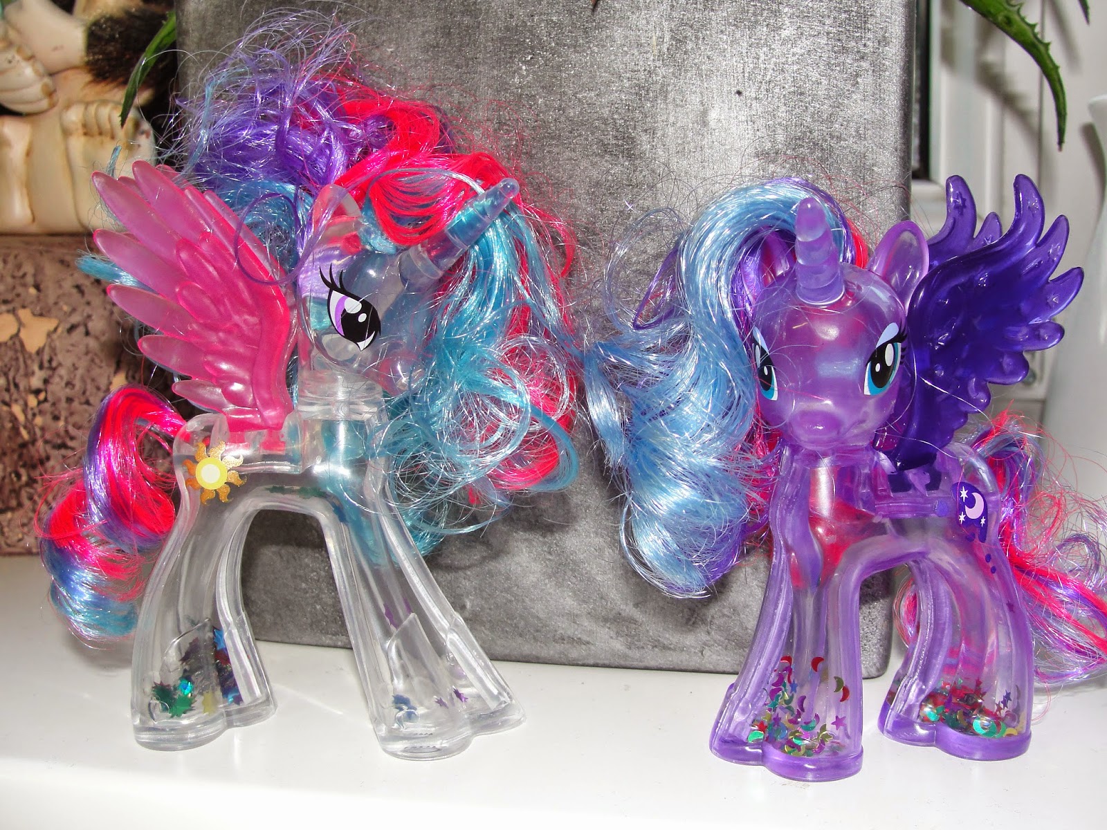 Tutorial: How to Style your Ponies hair (Basic Method) | MLP Merch