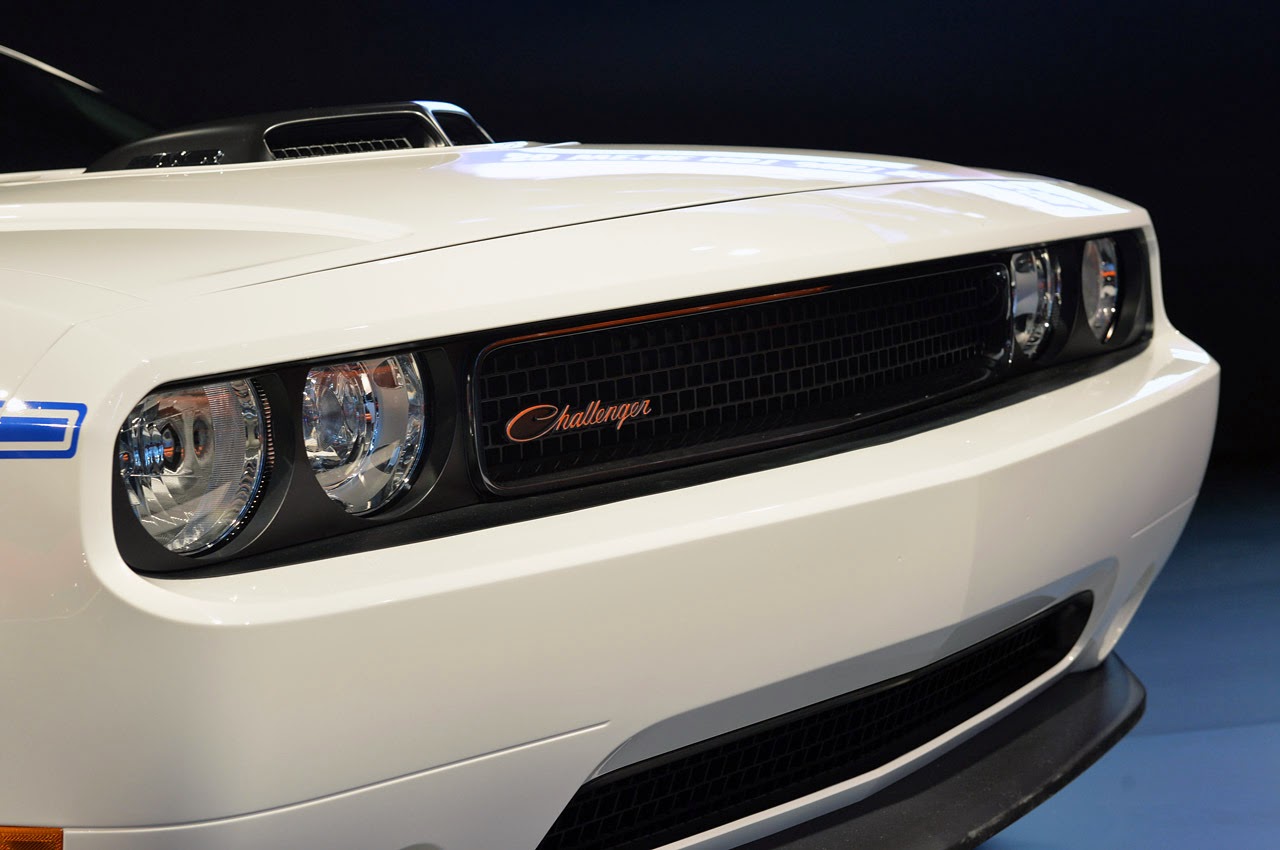 Mopar '14 Challenger: SEMA 2013 Photos - Latest Auto Design