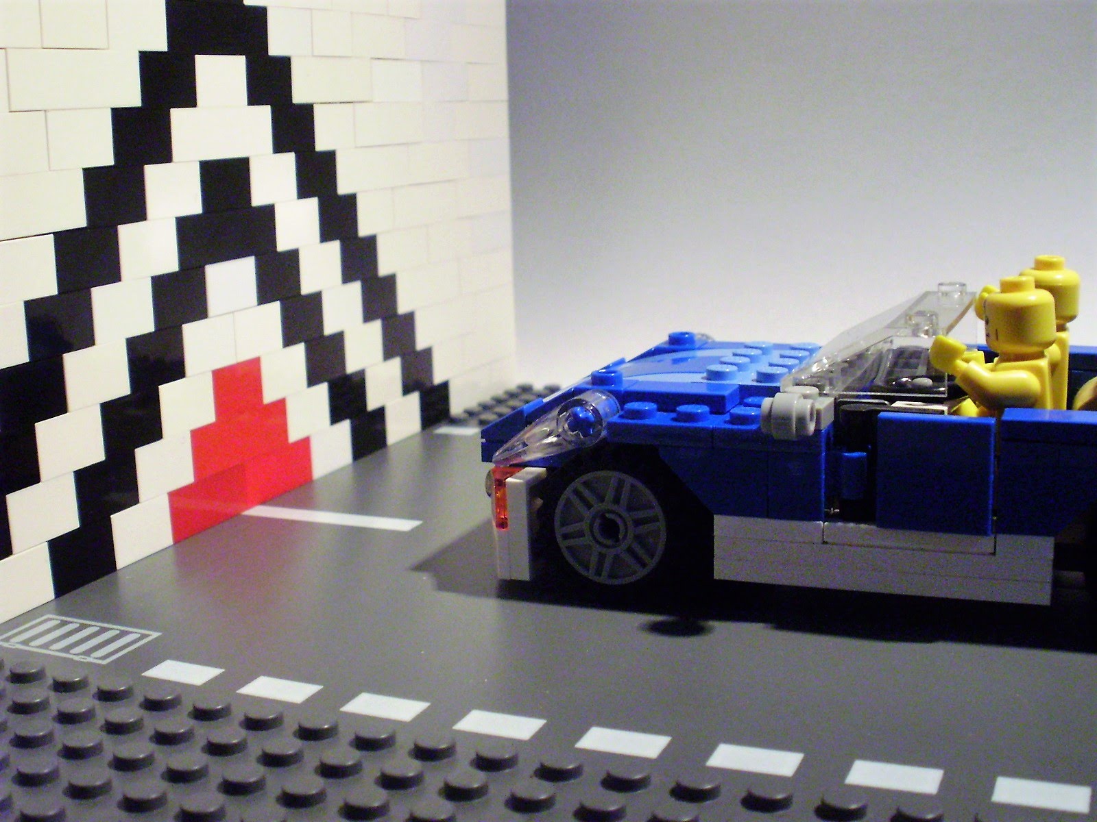 VIVOLEGO: Dummies Car crash test