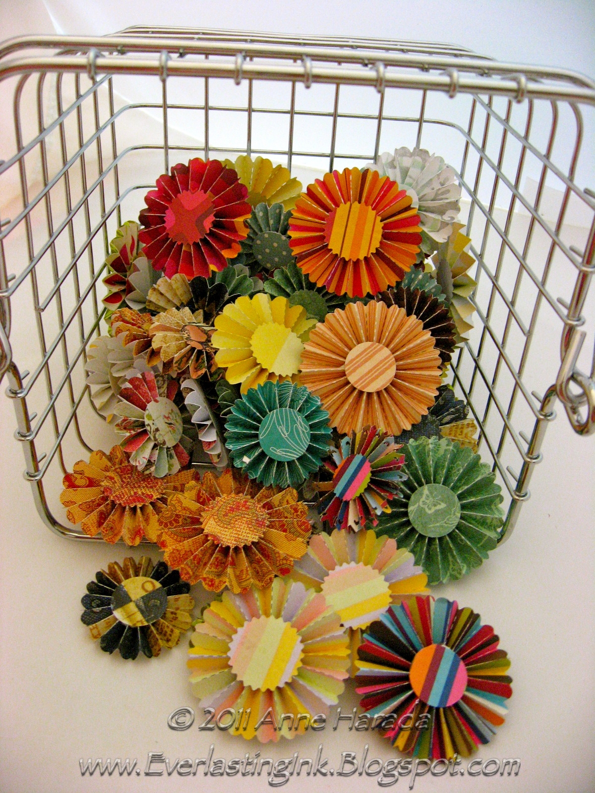 Everlasting Ink: Fan Fold Flowers -- Part Two!