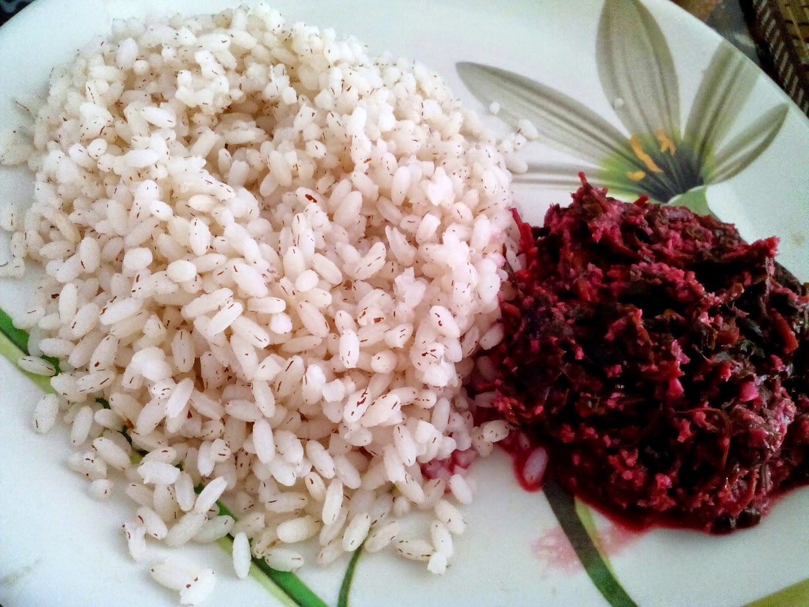 CHEERA AVIAL (Chuvanna Cheera / Red Amaranth Leaves / Sevappu Keerai ...