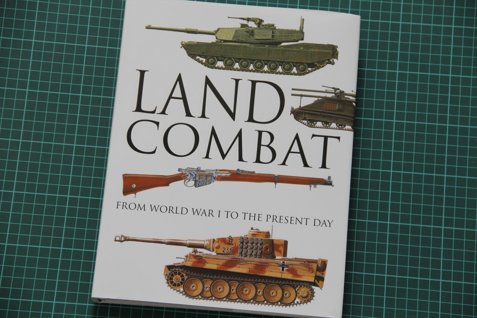 Amber Books Land Combat - DetailScaleView