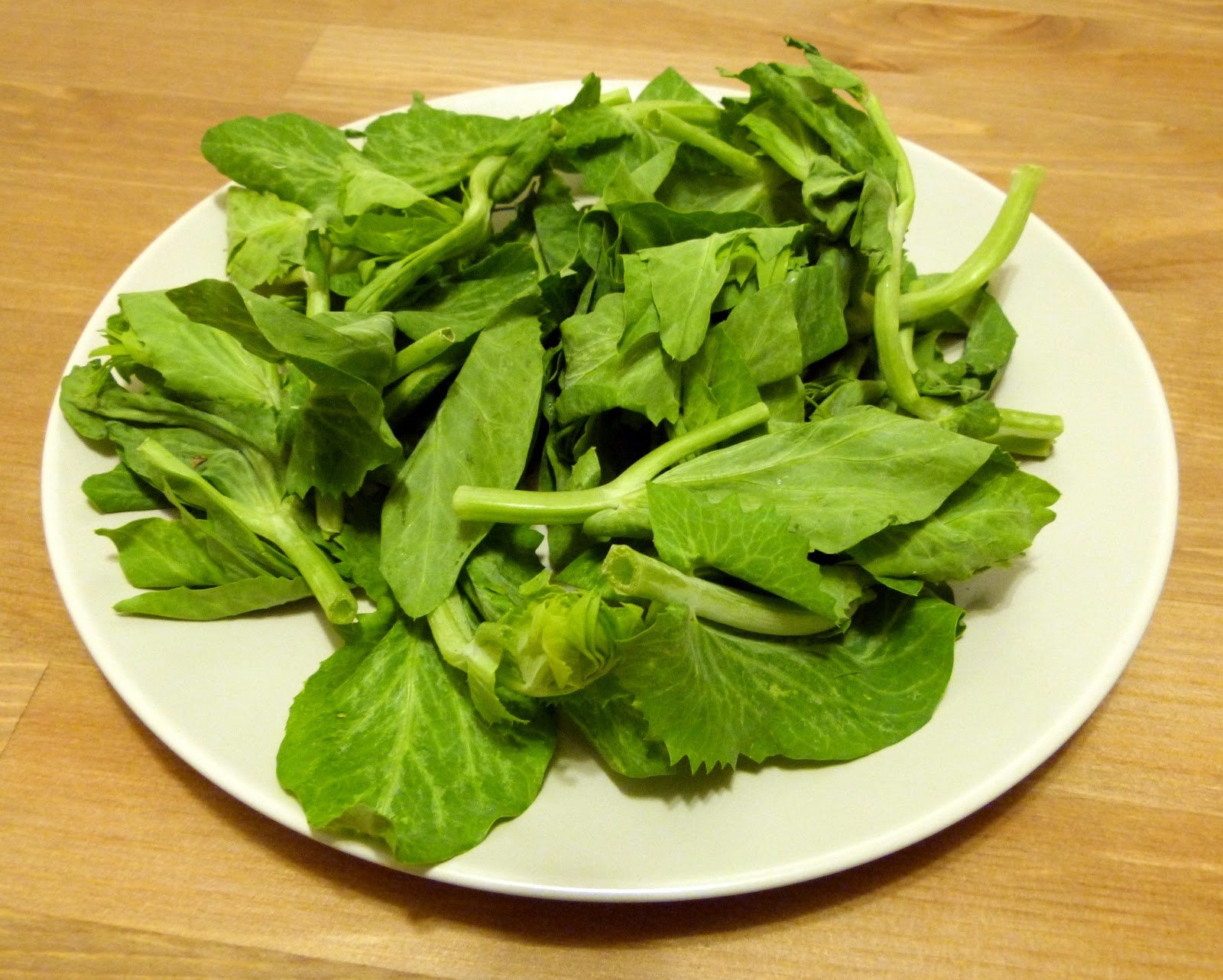 No Free Lunch: Stir Fried Pea Tips (豆苗)