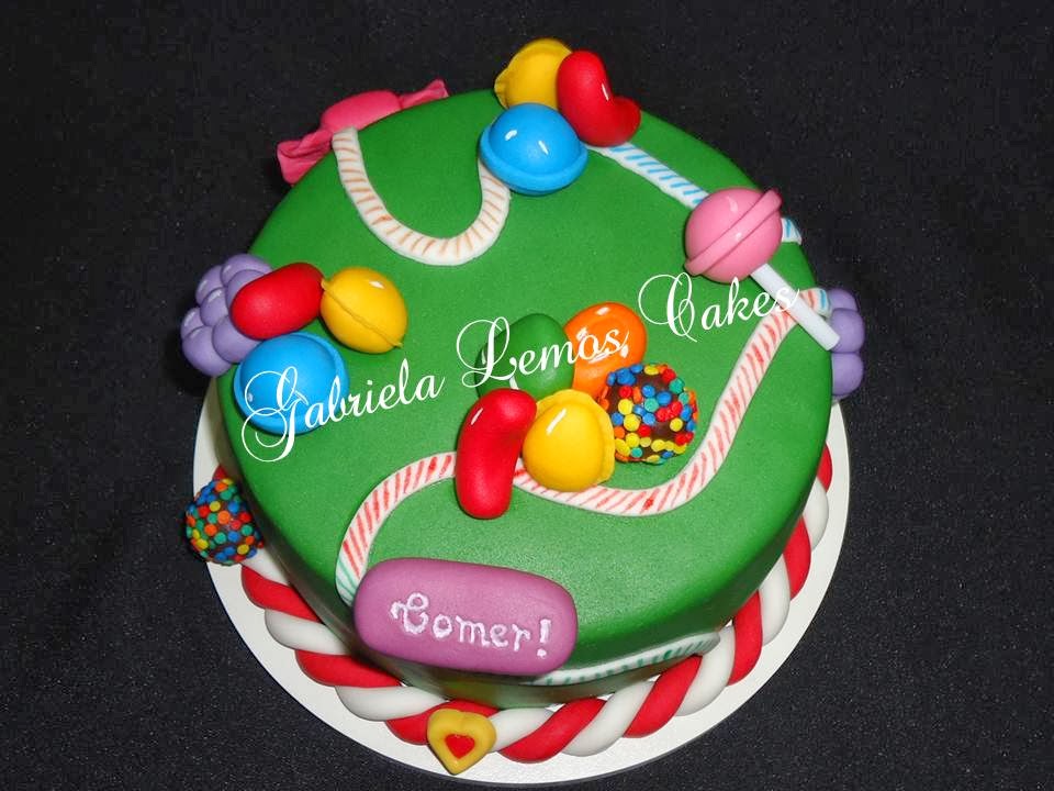 Bolos de Pasta Americana - Bolos Personalizados - Cupcakes - Brigadeiro ...