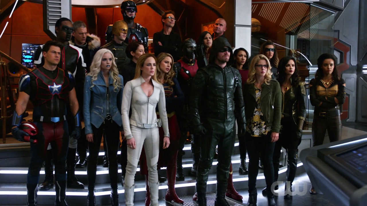FEATURE: Five Storylines We Want to See in Future Arrowverse Crossovers ...