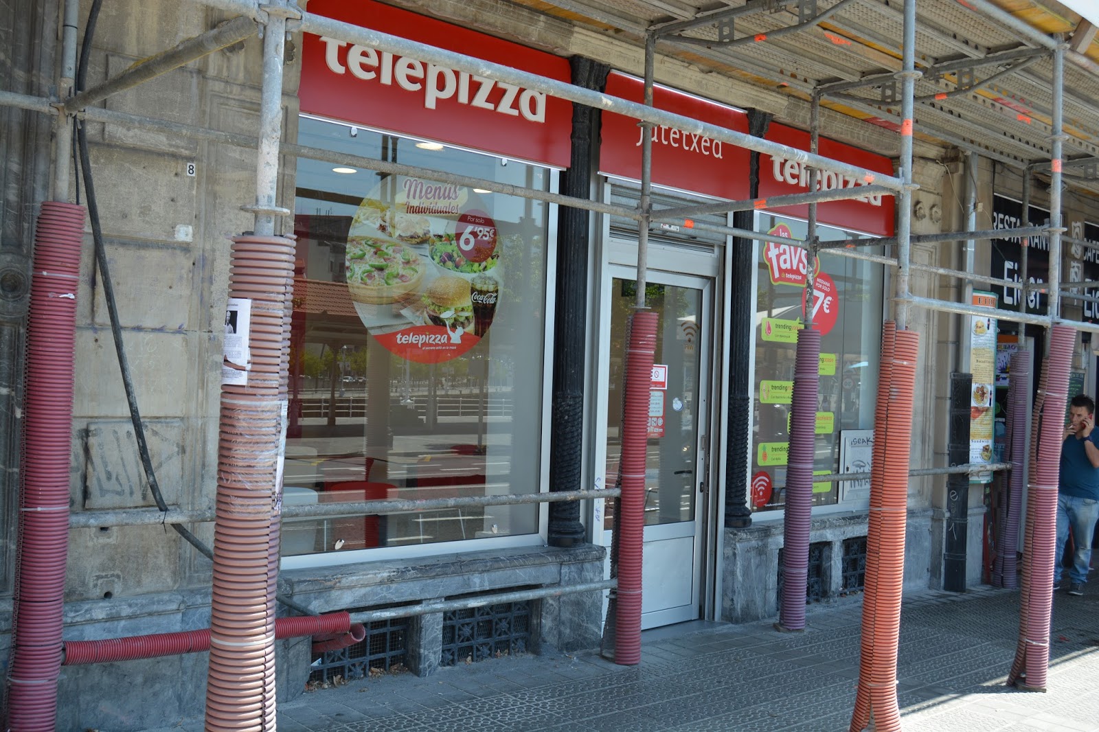 PIG OUT SPOTS: Telepizza (Bilbao, Spain)