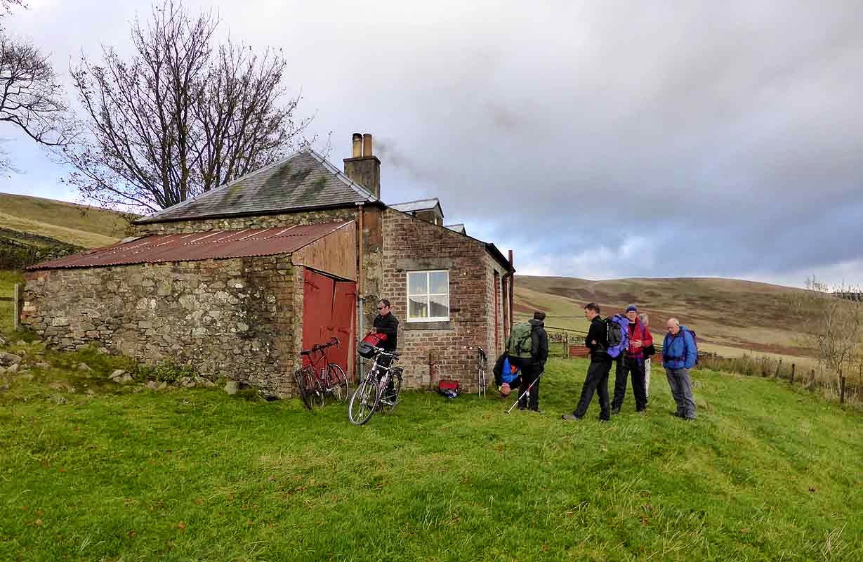 Alex and Bob`s Blue Sky Scotland: Peebles. Border Beauty Captured ...