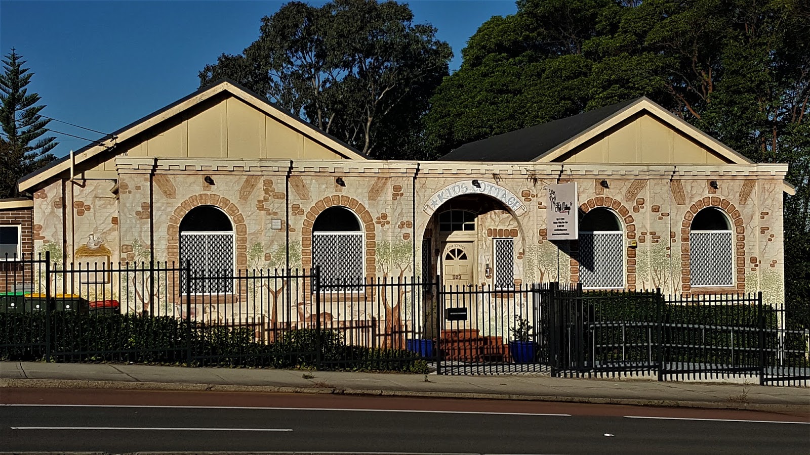Sydney - City and Suburbs: Gladesville, pre-school
