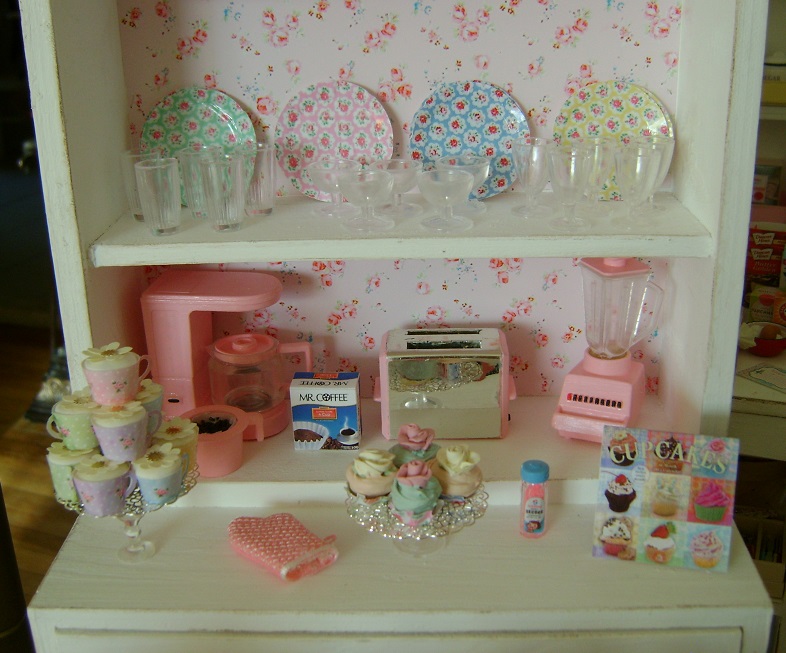 Baking In Miniature: Custom Requested Kitchen in 1:6 Scale