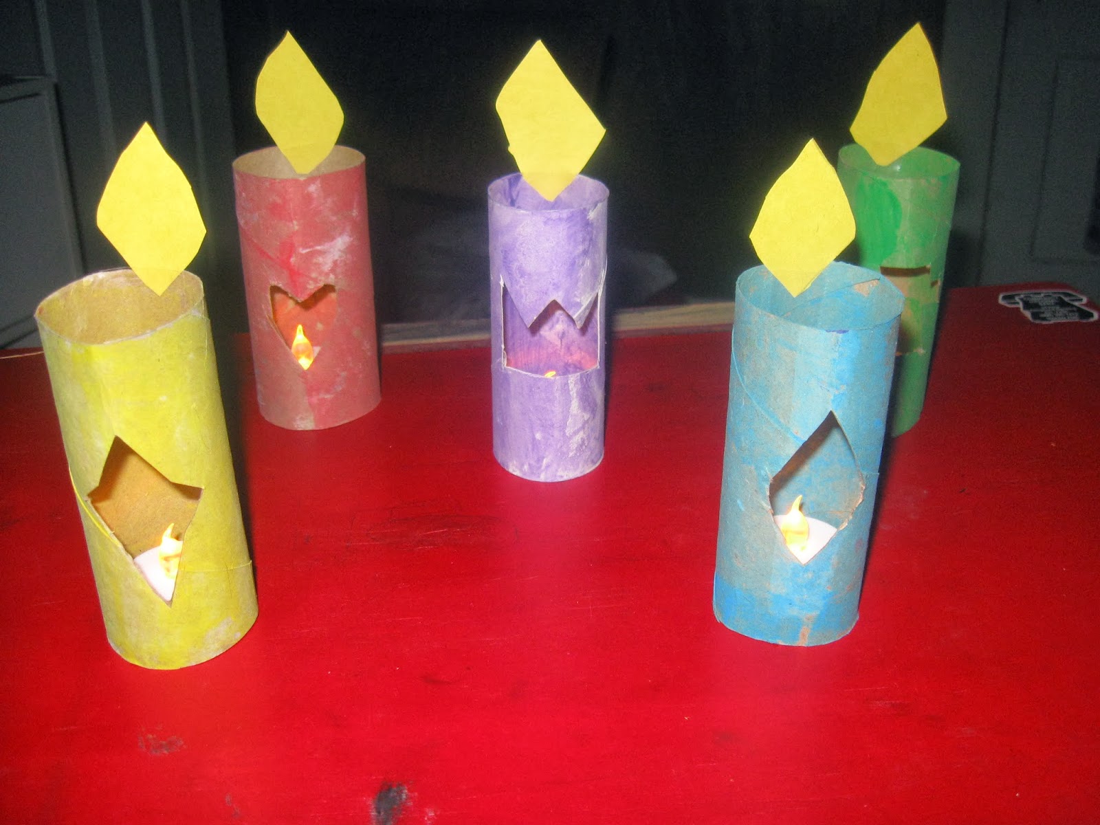 Christmas Craft: Glowing Advent Candles