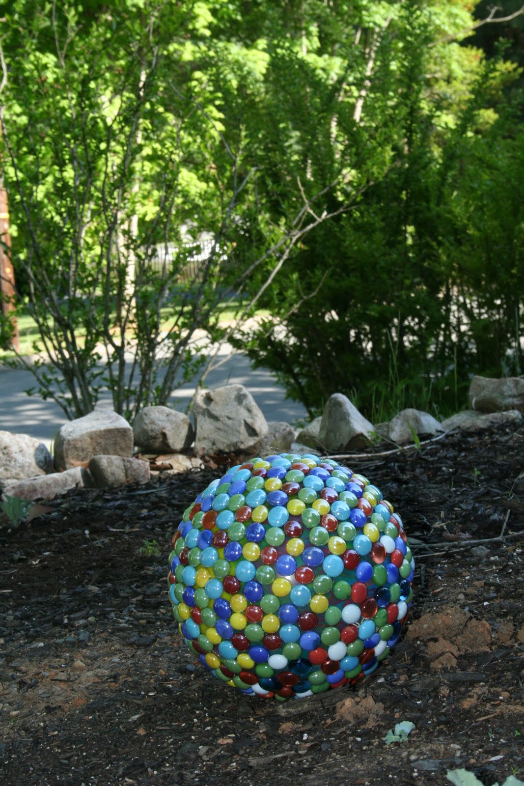 Girl in Front of the Lens: Tacky Yard Art
