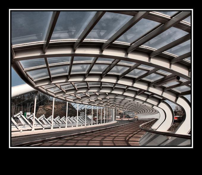 MEDIA TECNICA: LINEAS CURVAS