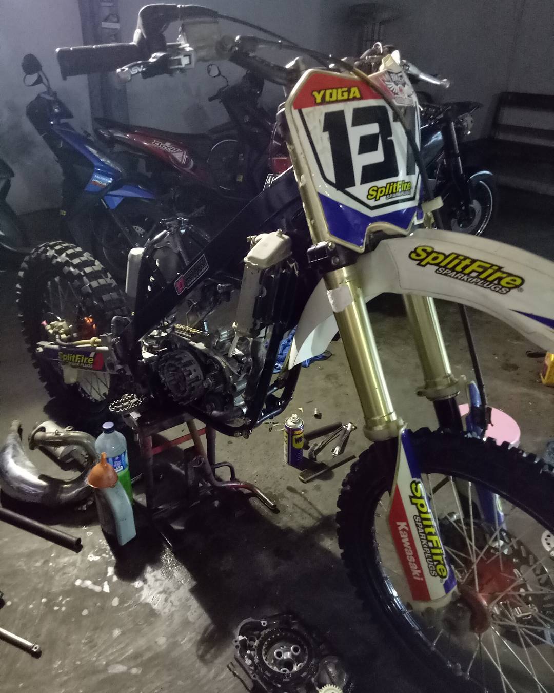 Pembuatan Rangka Trail Cross Kawasaki Ninja Atau Kawasaki Ninja Gaya ...