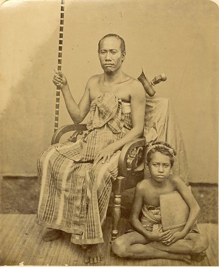 Indonesia Zaman Doeloe: Raja Buleleng, Bali, beserta anak-anaknya dan ...