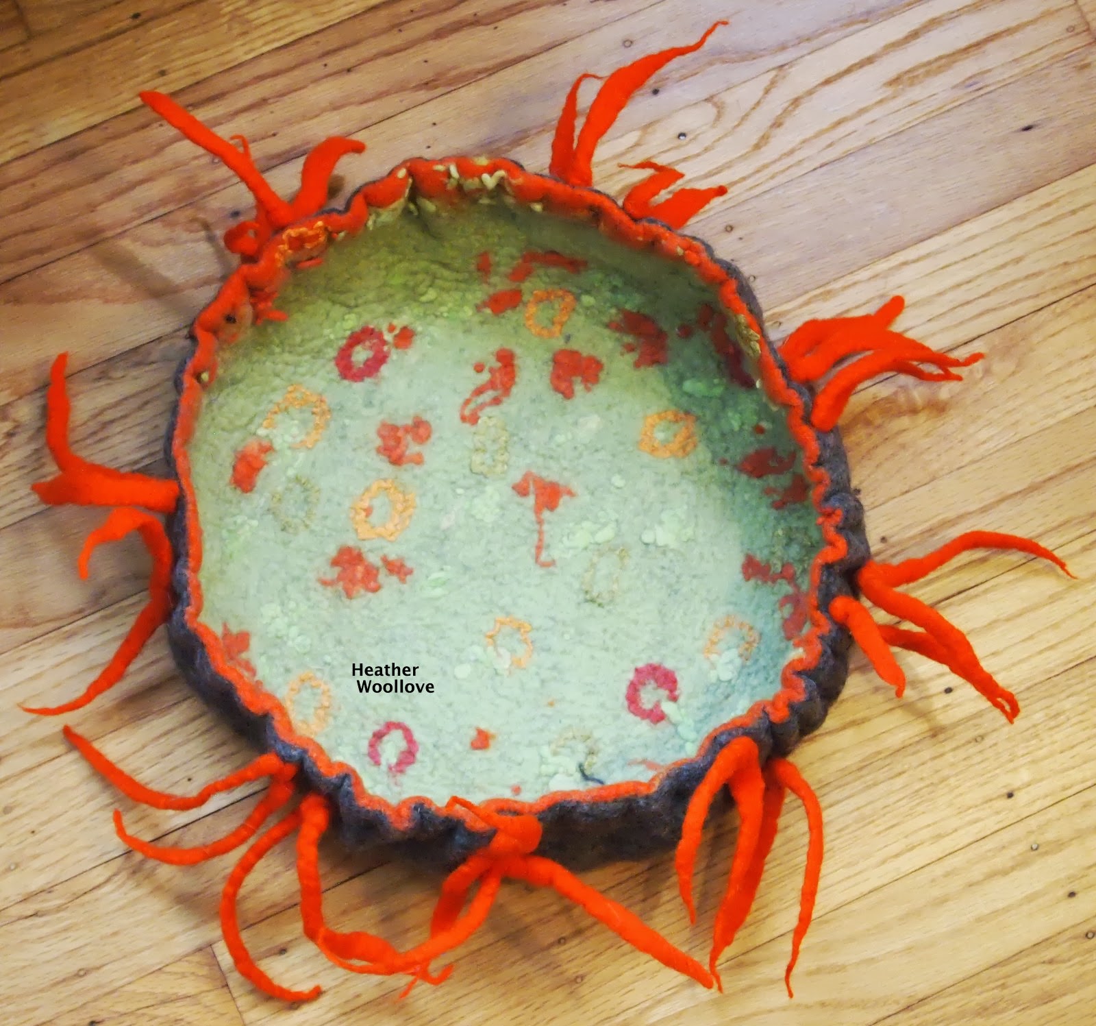 Wool love-functional fiber art: "Wiggly Dreads" Bowl- Part 2 of 2