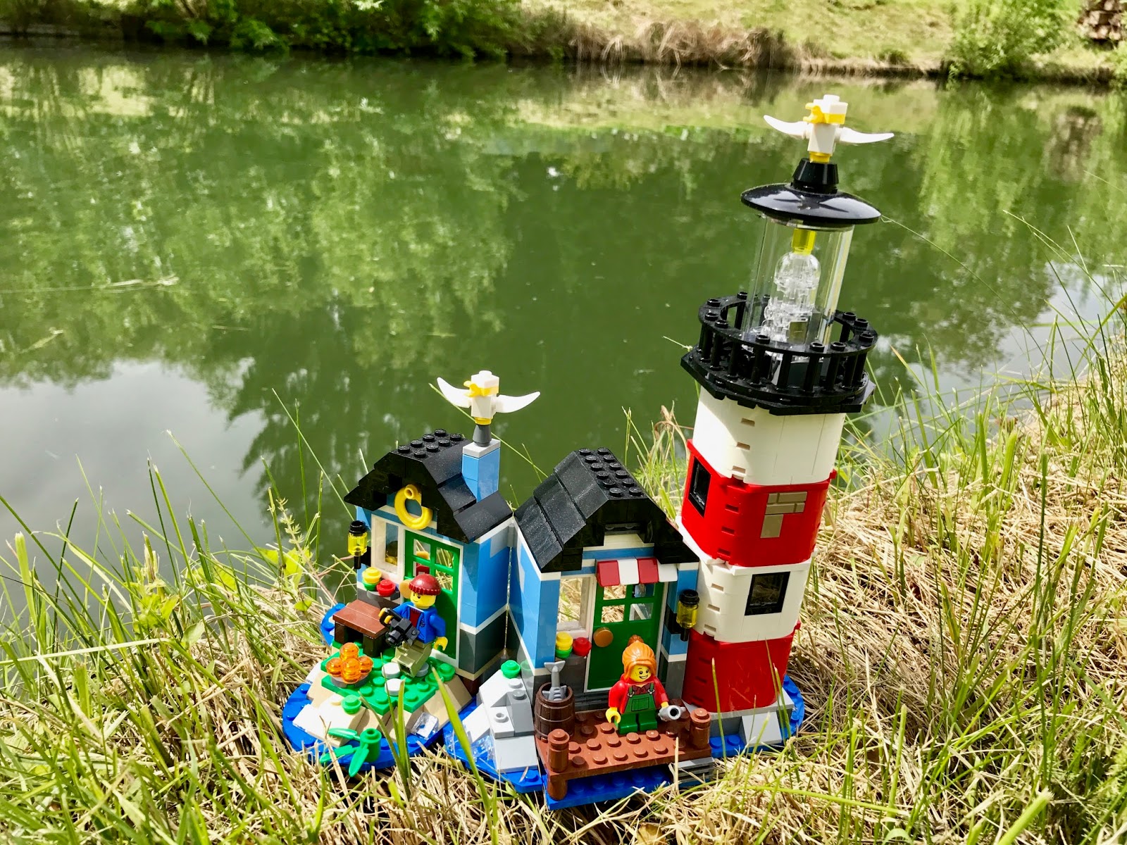 BRICKWOLFCAMPUS: LEGO - 31051 - CREATOR - LIGHTHOUSE POINT