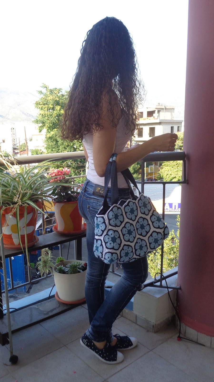 Πλέξτο μου και αυτό...: Στα μπλε...