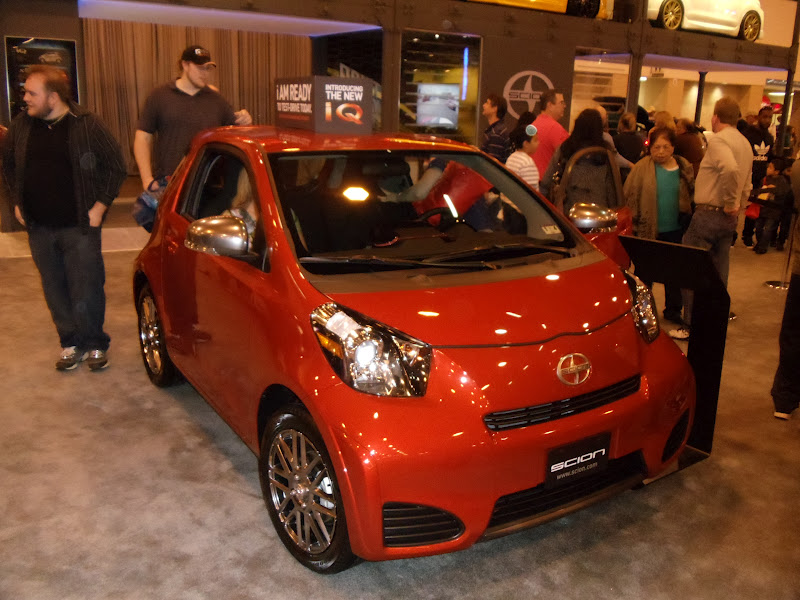 --CarJunkie's Car Review--: First Impression: Scion IQ