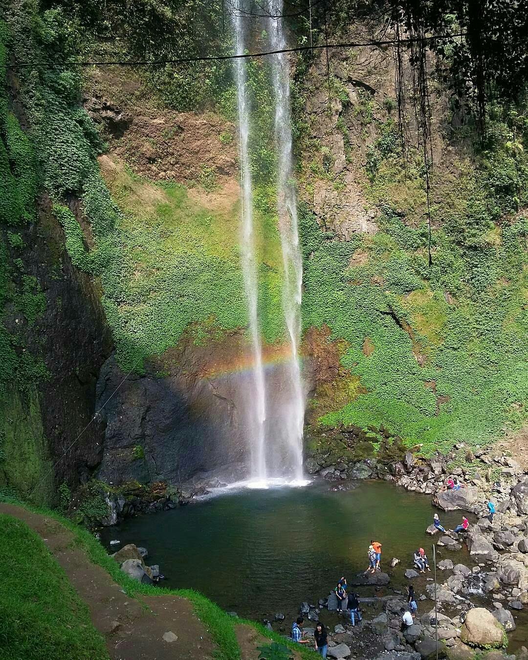 Wisata Indonesia Bagus: Melihat Dari Atas Keindahan Curug Pelangi - Bandung