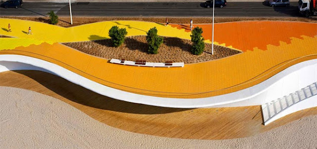 Life In Color: Paseo Marítimo de la Playa Poniente, Spain