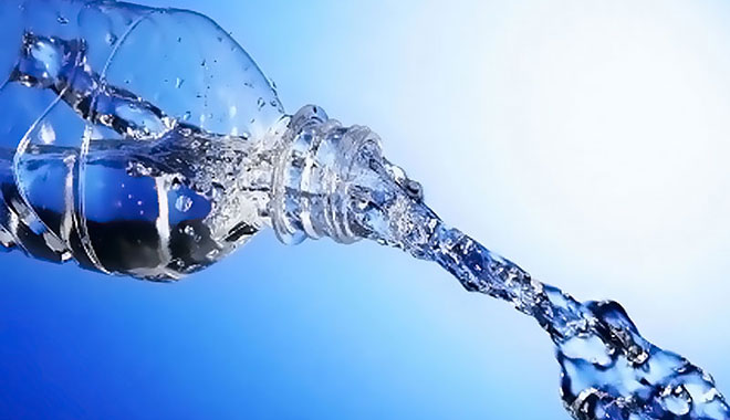 Vodovod i kanalizacija: Koliko vode je potrebno dnevno piti tokom ...
