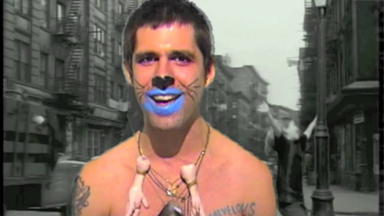 POWERPOPULIST: Marvelous Mark Gets Us Buzzin'