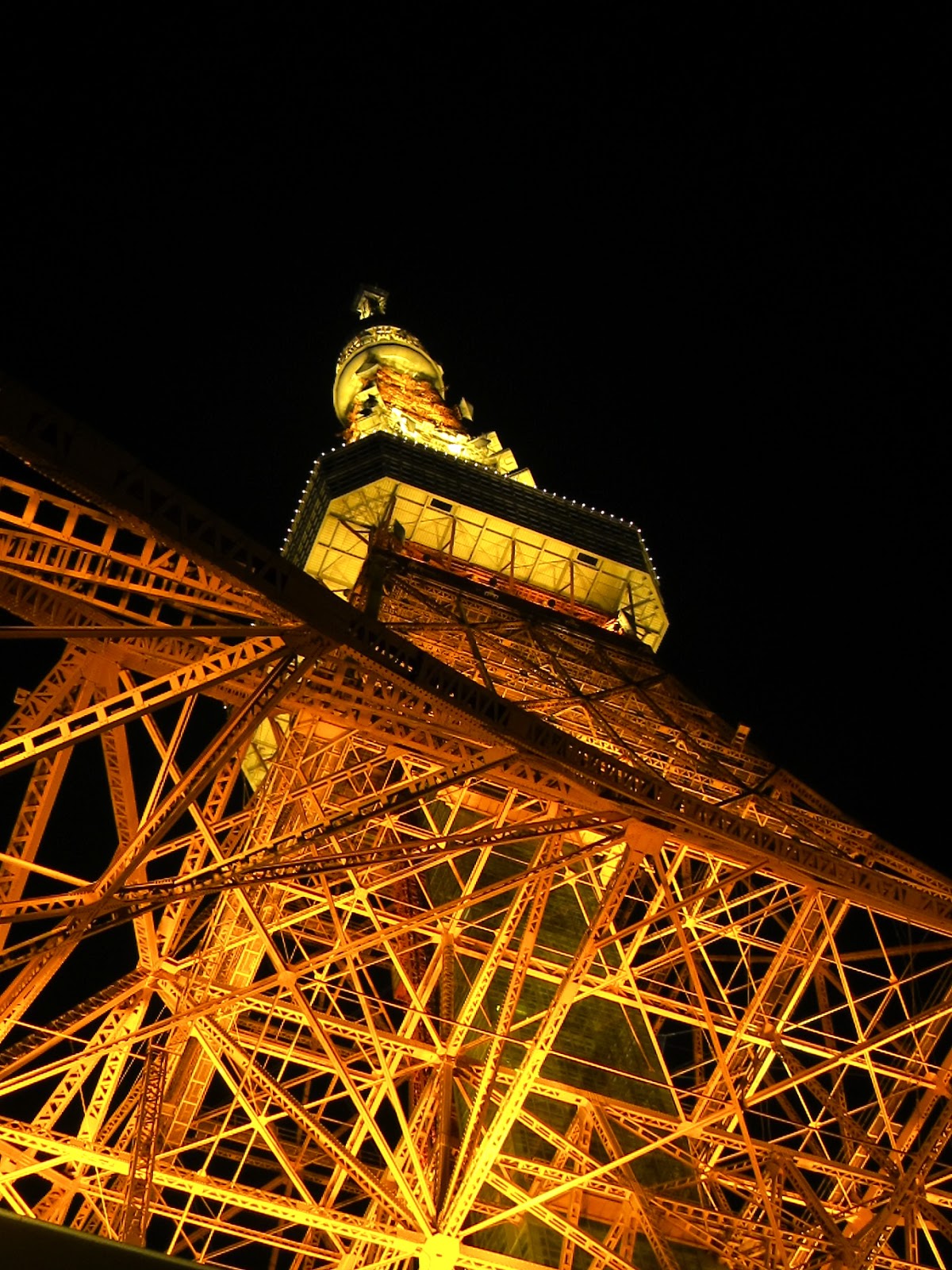 Move over Godzilla: A Sunday of Scaling: Tokyo Tower
