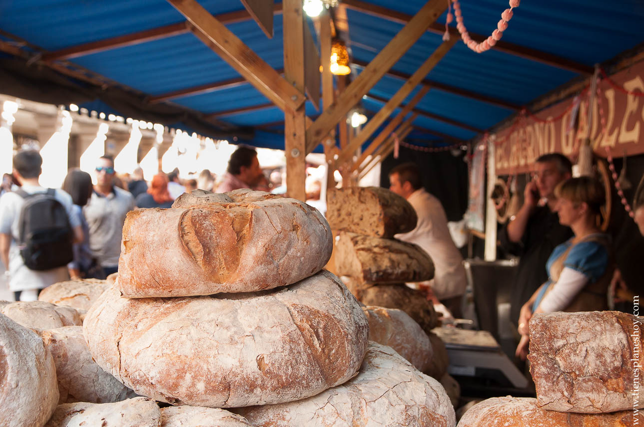 El Mercado Cervantino de Alcalá de Henares, único en Europa | ¿Tienes ...