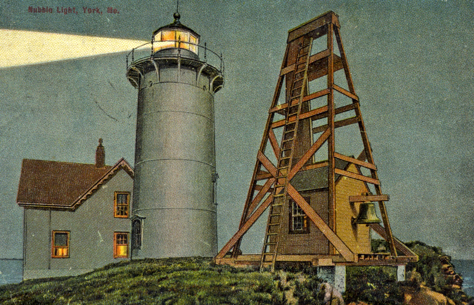 New England Lighthouses: Antique lighthouse postcards