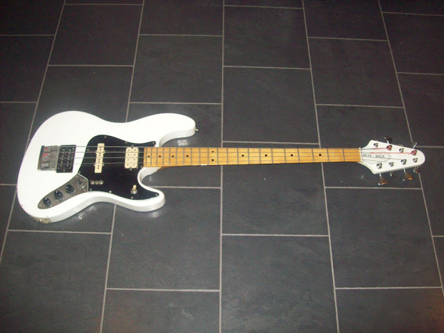 Pete Back Guitars www.peteback.com: Pete Back Jazz Bass (1978 - Made ...