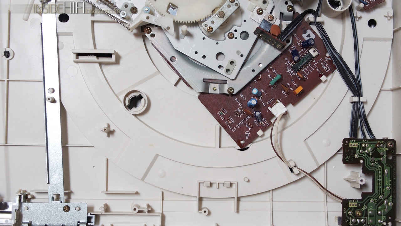 Inside Hi-Fi: Technics SL-D210 (SL-D210-SEi)