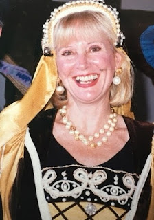 Jungle Red Writers: Dressing Up with Susan Shea