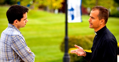 No olvides lo importante que es tener un confesor!