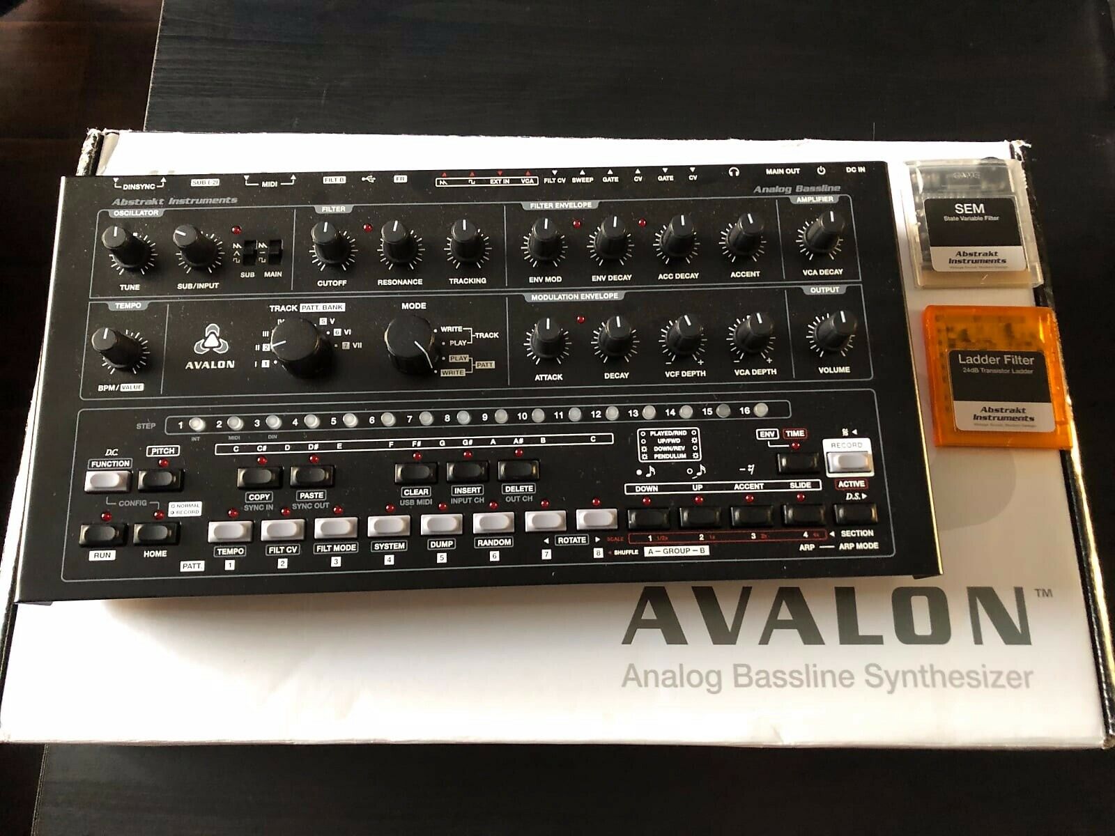 MATRIXSYNTH: Abstrakt Instruments Avalon Analog Bassline w/ Ladder ...