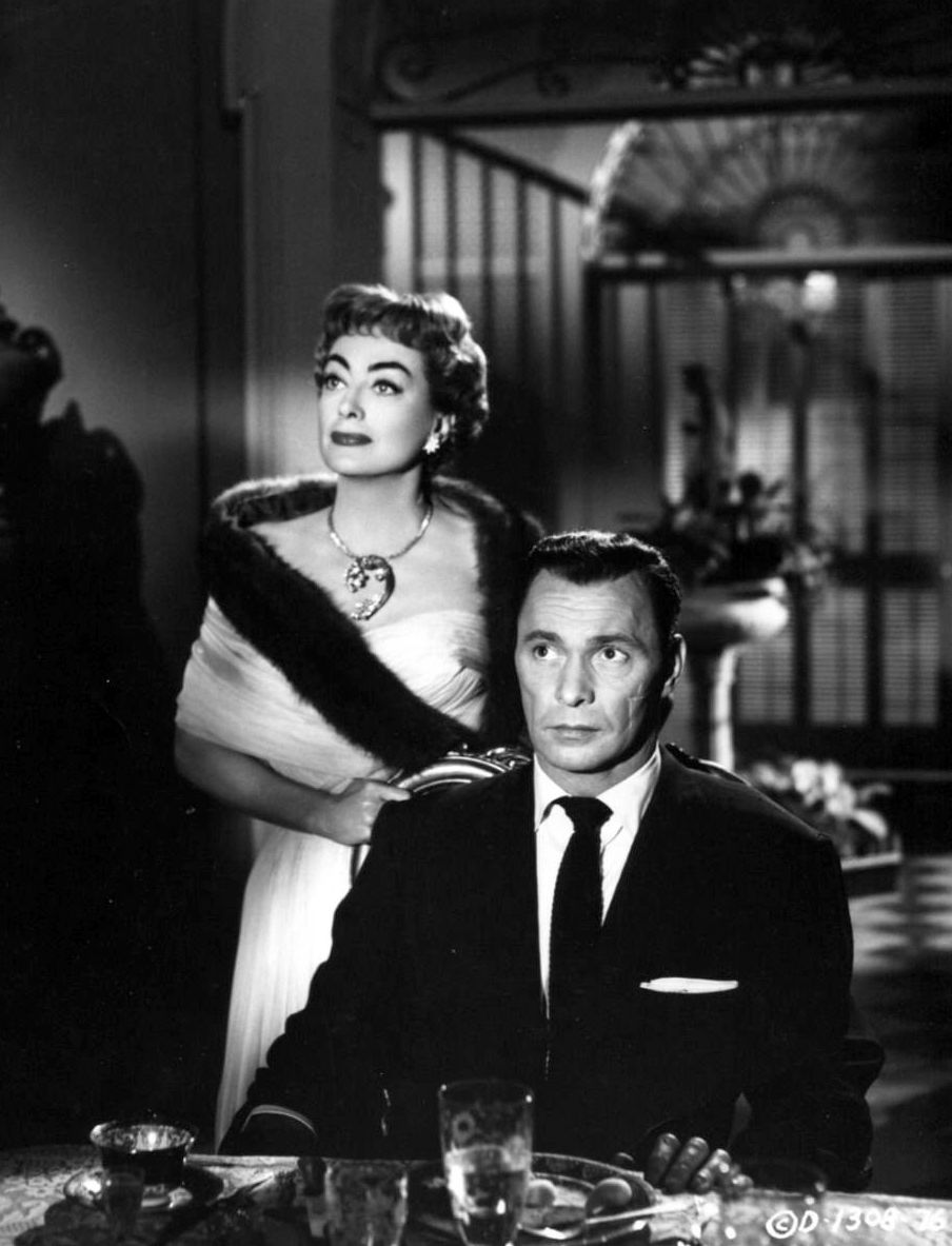 Poseidon's Underworld: All Abuzz About "Queen Bee!"