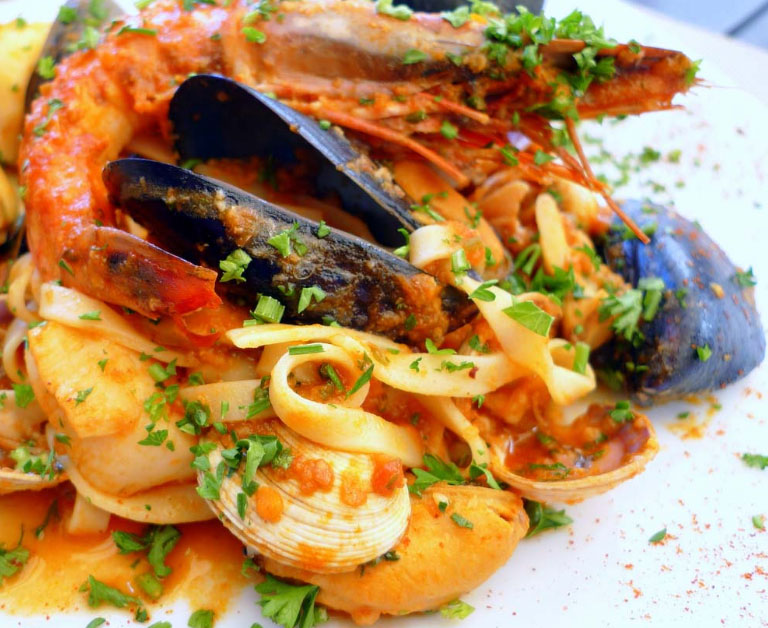 Receta facil de pasta con mariscos - Cocina Sur