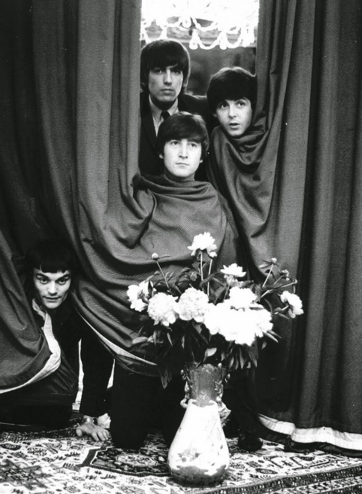 50 Interesting Black and White Photographs of the Beatlemania During ...