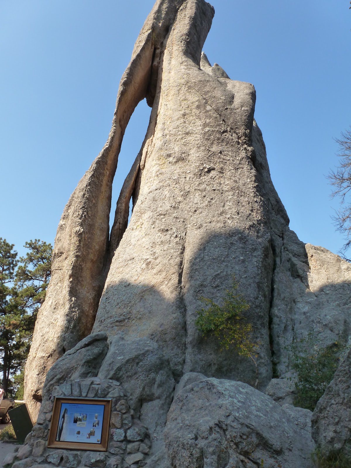 TREKING WITH CAROLYN & JIM: Day 8 - Custer State Park to Wyoming