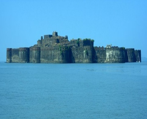 The Living Legends: Magnificent Forts of India - InfoDrishti